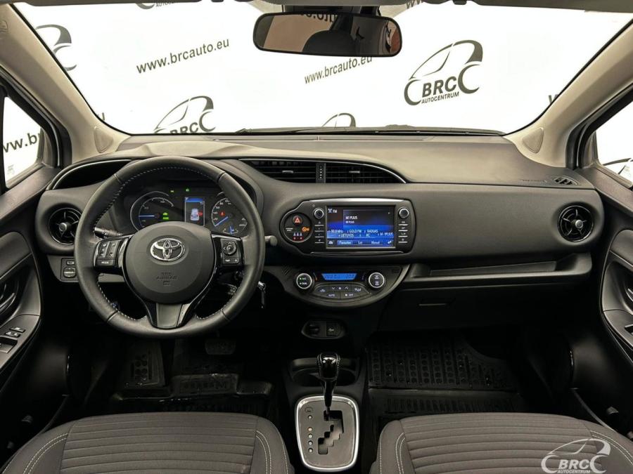 Toyota Yaris 2018 Viļņa, ar dzinēja tilpumu 1.50 L un nobraukumu 50 tūkst. km par 11500 €, foto 3 vietnē AUTOMOTO.COM.LV