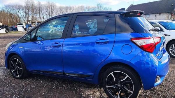 Toyota Yaris 2018 in Klaipeda, with an engine capacity of 1.50 L and mileage of 94 thousand km for 11550 €, photo 5 on AUTOMOTO.COM.LV