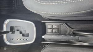 Toyota Yaris 2018 in Klaipeda, with an engine capacity of 1.50 L and mileage of 200 thousand km for 9950 €, photo 11 on AUTOMOTO.COM.LV