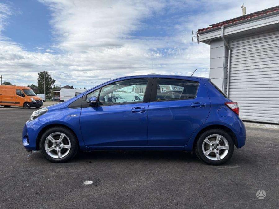 Toyota Yaris 2018 in Radviliskis, with an engine capacity of 1.50 L and mileage of 131 thousand km for 10350 €, photo 8 on AUTOMOTO.COM.LV