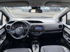 Toyota Yaris 2018 in Radviliskis, with an engine capacity of 1.50 L and mileage of 131 thousand km for 10350 €, photo 13 on AUTOMOTO.COM.LV
