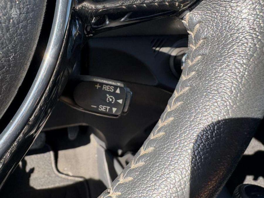 Toyota Yaris 2018 Radviliškis, ar dzinēja tilpumu 1.50 L un nobraukumu 131 tūkst. km par 10150 €, foto 22 vietnē AUTOMOTO.COM.LV