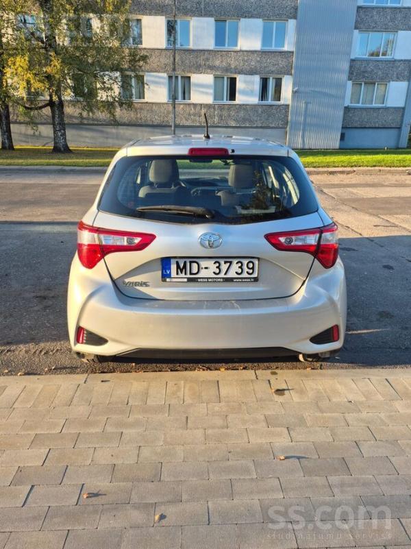 Toyota Yaris 2019 in Valmiera, with an engine capacity of 1.50 L and mileage of 65 thousand km for 8900 €, photo 5 on AUTOMOTO.COM.LV