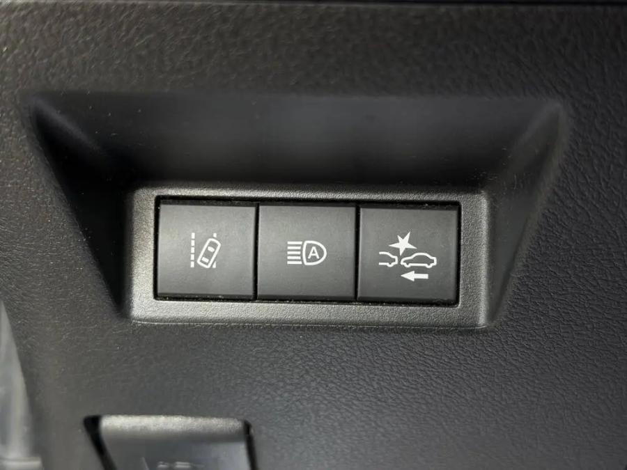 Toyota Yaris 2019 Rīga, ar dzinēja tilpumu 1.50 L un nobraukumu 62 tūkst. km par 9580 €, foto 22 vietnē AUTOMOTO.COM.LV