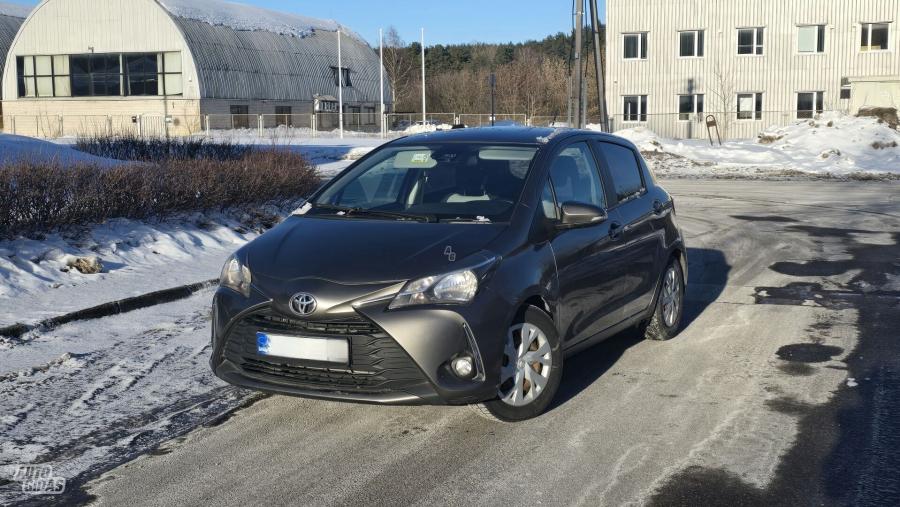 Toyota Yaris 2020 in Vilnius, with an engine capacity of 1.50 L and mileage of 248 thousand km for 8390 €, photo 1 on AUTOMOTO.COM.LV