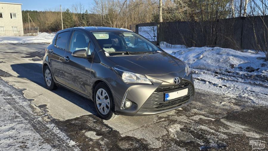 Toyota Yaris 2020 in Vilnius, with an engine capacity of 1.50 L and mileage of 248 thousand km for 8390 €, photo 5 on AUTOMOTO.COM.LV