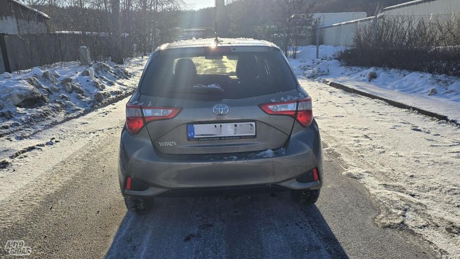 Toyota Yaris 2020 in Vilnius, with an engine capacity of 1.50 L and mileage of 248 thousand km for 8390 €, photo 8 on AUTOMOTO.COM.LV