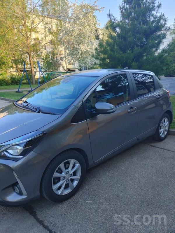Toyota Yaris 2020 in Riga, with an engine capacity of 1.50 L and mileage of 68 thousand km for 12000 €, photo 3 on AUTOMOTO.COM.LV