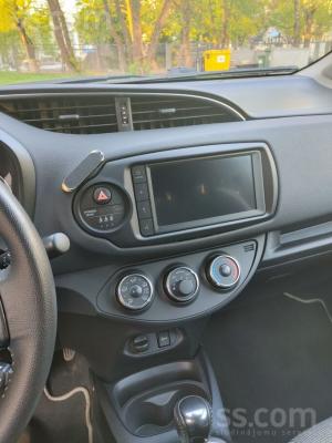 Toyota Yaris 2020 in Riga, with an engine capacity of 1.50 L and mileage of 68 thousand km for 12000 €, photo 8 on AUTOMOTO.COM.LV