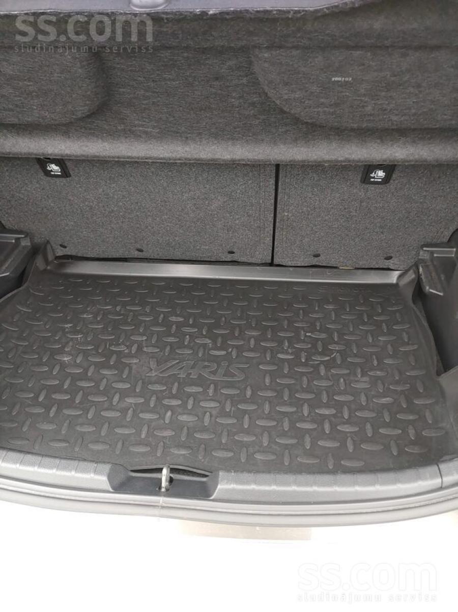 Toyota Yaris 2020 in Riga, with an engine capacity of 1.50 L and mileage of 68 thousand km for 12000 €, photo 11 on AUTOMOTO.COM.LV