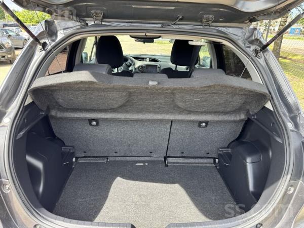 Toyota Yaris 2020 in Riga, with an engine capacity of 1.50 L and mileage of 69 thousand km for 10900 €, photo 7 on AUTOMOTO.COM.LV