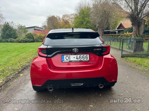 Toyota Yaris 2021 in Riga, with an engine capacity of 1.60 L and mileage of 59 thousand km for 29000 €, photo 11 on AUTOMOTO.COM.LV