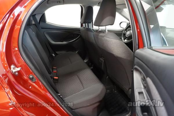 Toyota Yaris 2021 in Tartu, with an engine capacity of 1.50 L and mileage of 66 thousand km for 15990 €, photo 5 on AUTOMOTO.COM.LV