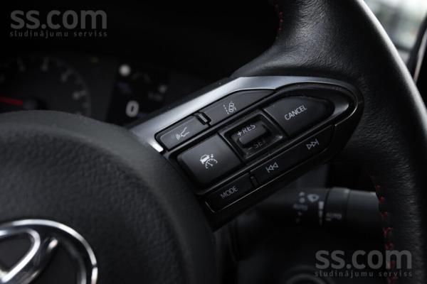 Toyota Yaris 2021 in Jelgava, with an engine capacity of 1.60 L and mileage of 65 thousand km for 29000 €, photo 9 on AUTOMOTO.COM.LV