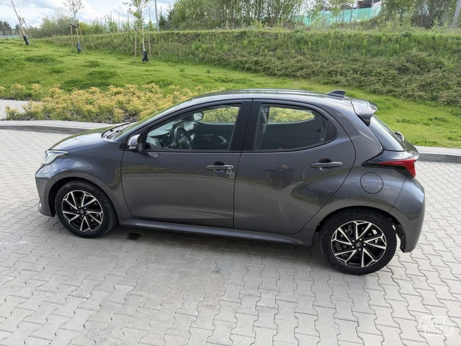 Toyota Yaris 2022 in Vilnius, with an engine capacity of 1.50 L and mileage of 91 thousand km for 16250 €, photo 6 on AUTOMOTO.COM.LV