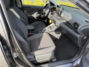Toyota Yaris 2022 in Vilnius, with an engine capacity of 1.50 L and mileage of 91 thousand km for 16250 €, photo 13 on AUTOMOTO.COM.LV