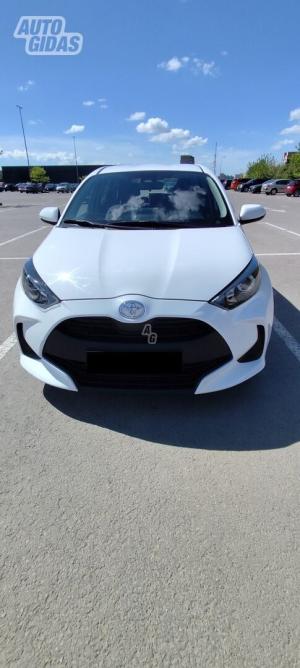 Toyota Yaris 2022 in Mazeikiai, with an engine capacity of 1.50 L and mileage of 35 thousand km for 16500 €, photo  on AUTOMOTO.COM.LV