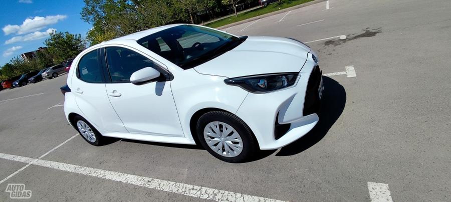 Toyota Yaris 2022 in Mazeikiai, with an engine capacity of 1.50 L and mileage of 35 thousand km for 16500 €, photo 5 on AUTOMOTO.COM.LV