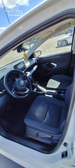 Toyota Yaris 2022 in Mazeikiai, with an engine capacity of 1.50 L and mileage of 35 thousand km for 16500 €, photo 6 on AUTOMOTO.COM.LV