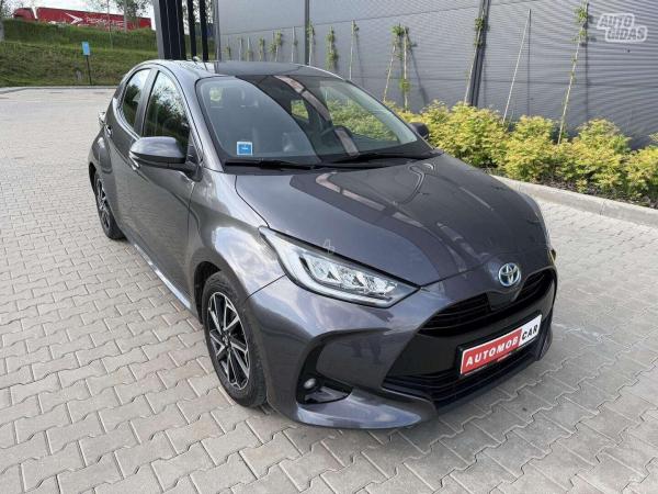 Toyota Yaris 2022 in Vilnius, with an engine capacity of 1.50 L and mileage of 91 thousand km for 16250 €, photo 1 on AUTOMOTO.COM.LV