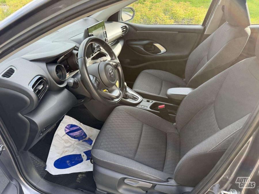 Toyota Yaris 2022 Viļņa, ar dzinēja tilpumu 1.50 L un nobraukumu 91 tūkst. km par 16250 €, foto 14 vietnē AUTOMOTO.COM.LV