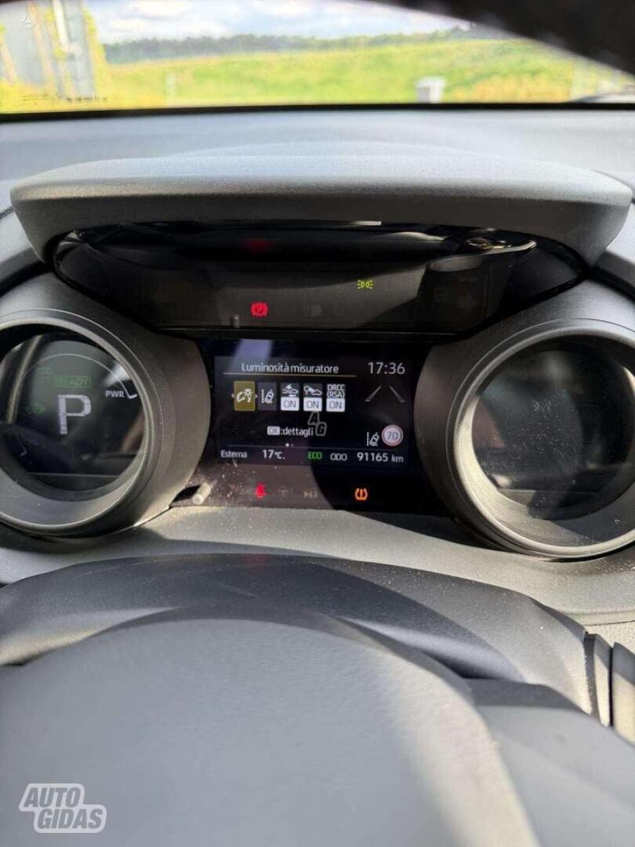 Toyota Yaris 2022 Viļņa, ar dzinēja tilpumu 1.50 L un nobraukumu 91 tūkst. km par 16250 €, foto 18 vietnē AUTOMOTO.COM.LV