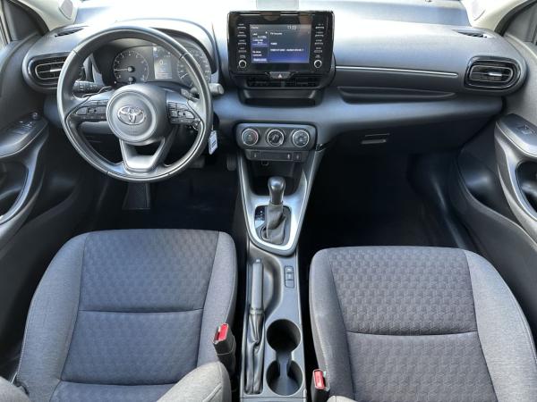 Toyota Yaris 2022 Viļņa, ar dzinēja tilpumu 1.50 L un nobraukumu 120 tūkst. km par 13500 €, foto 4 vietnē AUTOMOTO.COM.LV