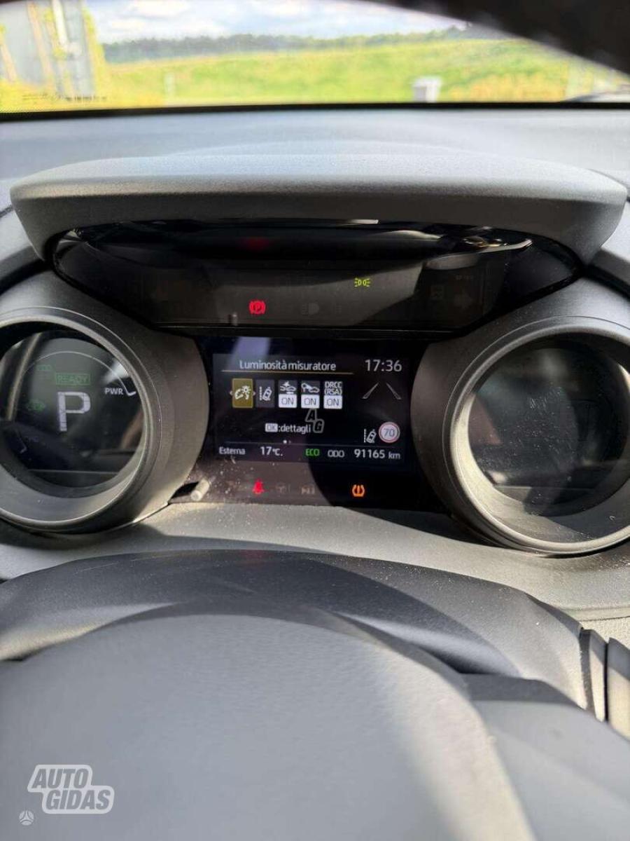 Toyota Yaris 2022 Viļņa, ar dzinēja tilpumu 1.50 L un nobraukumu 91 tūkst. km par 15350 €, foto 18 vietnē AUTOMOTO.COM.LV
