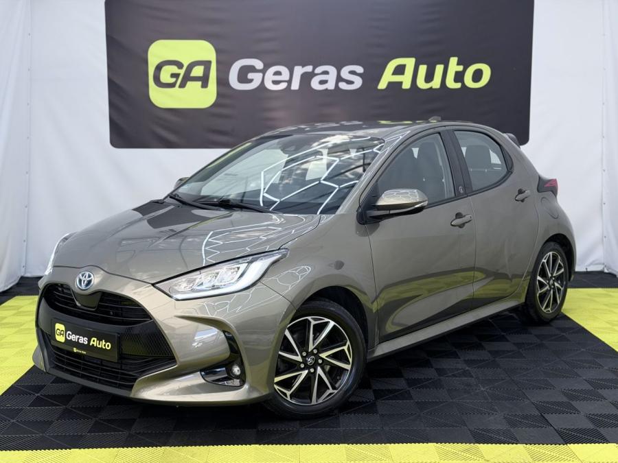 Toyota Yaris 2022 in Vilnius, with an engine capacity of 0.00 L and mileage of 0 thousand km for 14799 €, photo 1 on AUTOMOTO.COM.LV