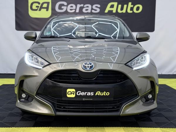 Toyota Yaris 2022 in Vilnius, with an engine capacity of 0.00 L and mileage of 0 thousand km for 14799 €, photo 3 on AUTOMOTO.COM.LV