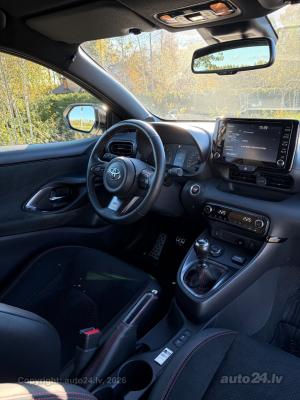 Toyota Yaris 2022 in Tallinn, with an engine capacity of 1.60 L and mileage of 44 thousand km for 35990 €, photo 10 on AUTOMOTO.COM.LV