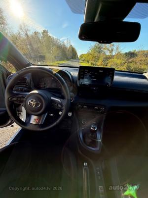 Toyota Yaris 2022 in Tallinn, with an engine capacity of 1.60 L and mileage of 44 thousand km for 35990 €, photo 13 on AUTOMOTO.COM.LV