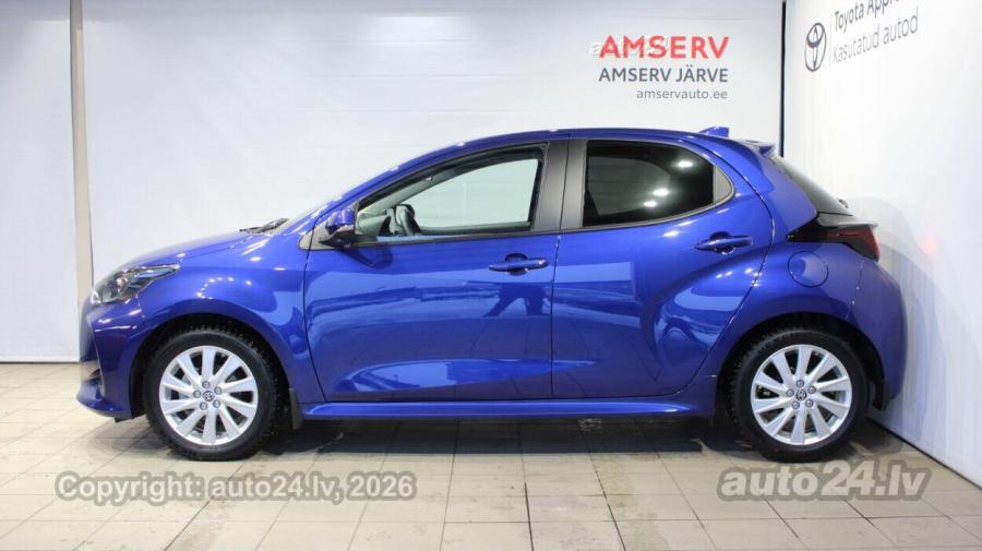 Toyota Yaris 2023 in Tallinn, with an engine capacity of 1.50 L and mileage of 9 thousand km for 16490 €, photo 3 on AUTOMOTO.COM.LV