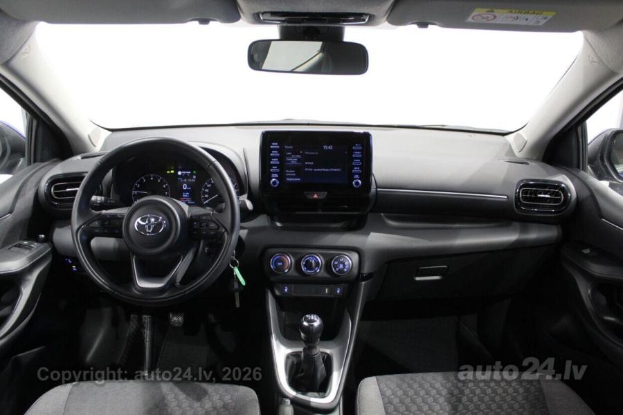 Toyota Yaris 2023 in Tallinn, with an engine capacity of 1.50 L and mileage of 9 thousand km for 16490 €, photo 8 on AUTOMOTO.COM.LV