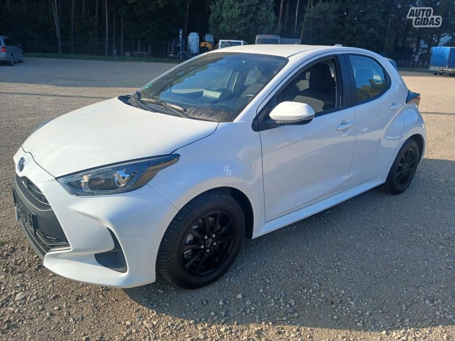 Toyota Yaris 2023 Kelmė, ar dzinēja tilpumu 1.50 L un nobraukumu 17 tūkst. km par 16900 €, foto 1 vietnē AUTOMOTO.COM.LV