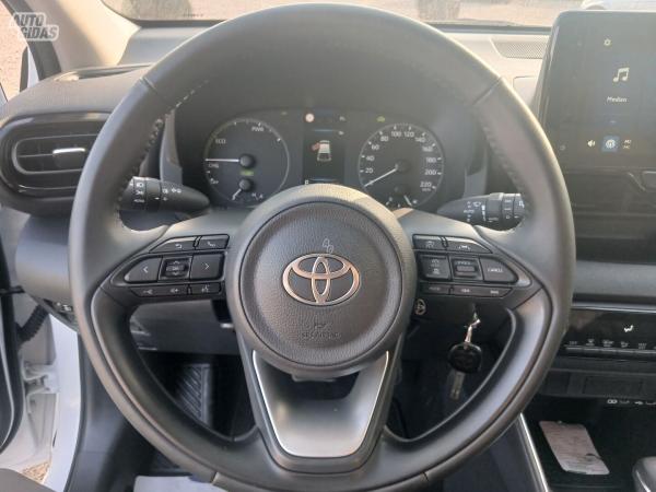 Toyota Yaris 2023 Kelmė, ar dzinēja tilpumu 1.50 L un nobraukumu 17 tūkst. km par 16900 €, foto 11 vietnē AUTOMOTO.COM.LV