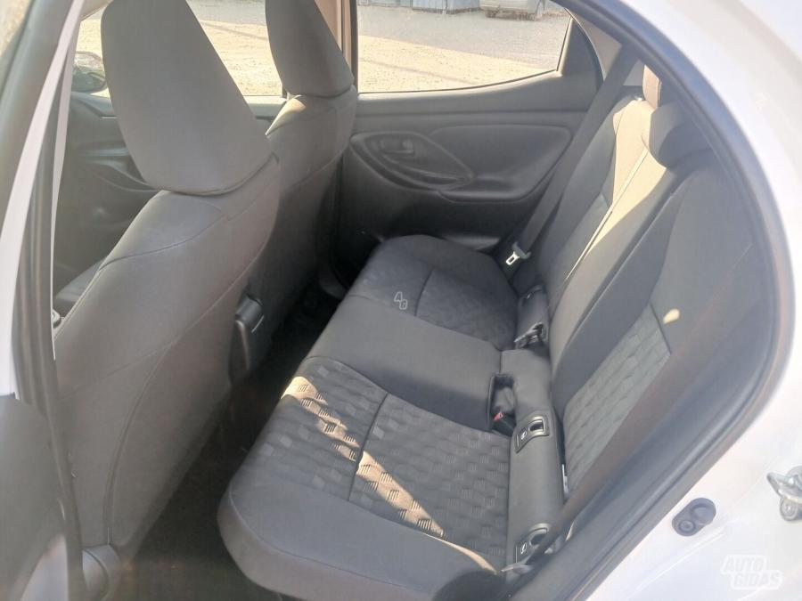 Toyota Yaris 2023 Kelmė, ar dzinēja tilpumu 1.50 L un nobraukumu 17 tūkst. km par 16900 €, foto 21 vietnē AUTOMOTO.COM.LV