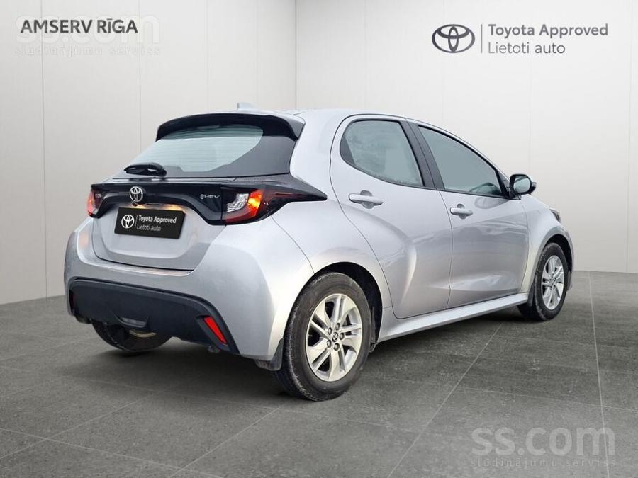 Toyota Yaris 2024 Rīga, ar dzinēja tilpumu 1.50 L un nobraukumu 33 tūkst. km par 18900 €, foto 2 vietnē AUTOMOTO.COM.LV