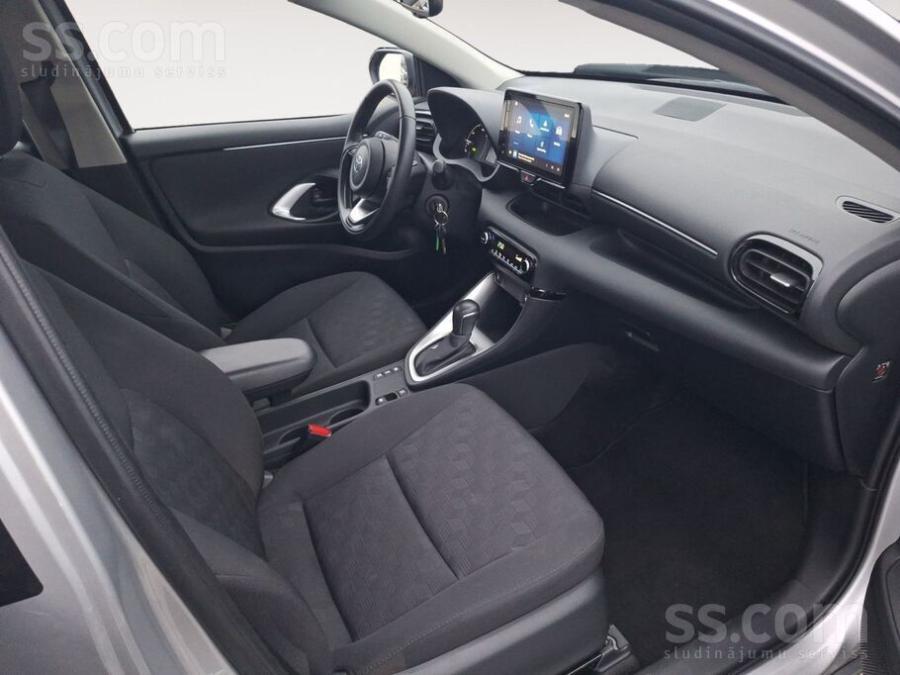 Toyota Yaris 2024 Rīga, ar dzinēja tilpumu 1.50 L un nobraukumu 33 tūkst. km par 18900 €, foto 6 vietnē AUTOMOTO.COM.LV