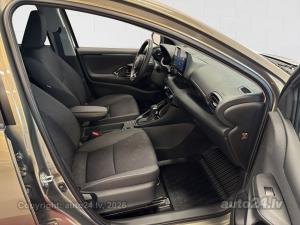 Toyota Yaris 2025 in Tartu, with an engine capacity of 1.50 L and mileage of 3 thousand km for 21500 €, photo 7 on AUTOMOTO.COM.LV
