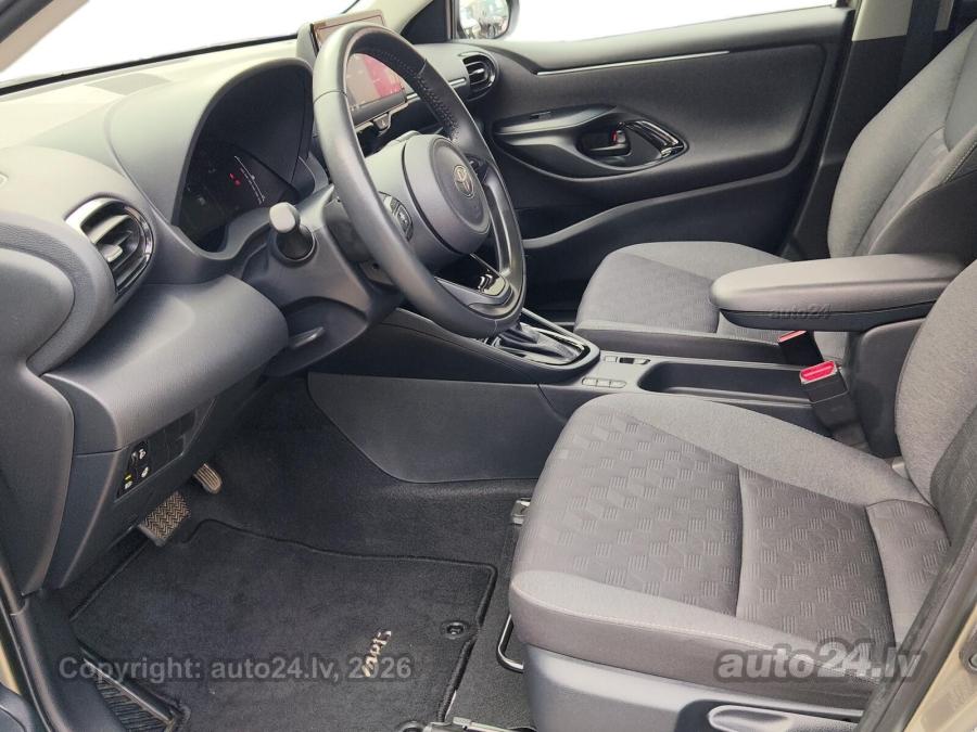Toyota Yaris 2025 in Tallinn, with an engine capacity of 1.49 L and mileage of 19 thousand km for 23995 €, photo 12 on AUTOMOTO.COM.LV