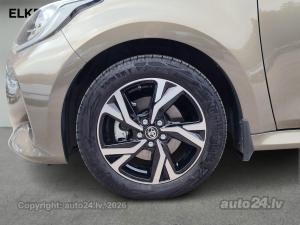 Toyota Yaris 2025 in Tallinn, with an engine capacity of 1.49 L and mileage of 19 thousand km for 23995 €, photo 16 on AUTOMOTO.COM.LV