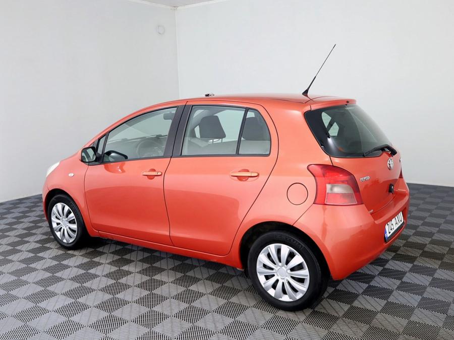 Оранжевый Тойота Ярис 2006 в Таллин, объемом двигателя 1.30 л и пробегом 237 тыс. км за 1399 €, фото 13 на AUTOMOTO.COM.LV