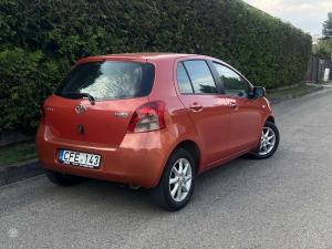 Oranžs Toyota Yaris 2010 Viļņa, ar dzinēja tilpumu 1.30 L un nobraukumu 180 tūkst. km par 3000 €, foto 9 vietnē AUTOMOTO.COM.LV