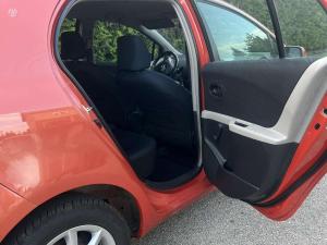 Oranžs Toyota Yaris 2010 Viļņa, ar dzinēja tilpumu 1.30 L un nobraukumu 180 tūkst. km par 3000 €, foto 11 vietnē AUTOMOTO.COM.LV