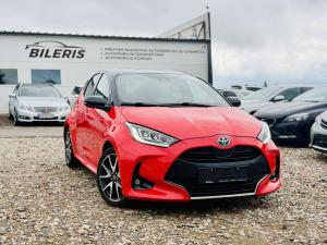 Orange Toyota Yaris 2021 in Utena, with an engine capacity of 1.49 L and mileage of 190 thousand km for 12590 €, photo  on AUTOMOTO.COM.LV