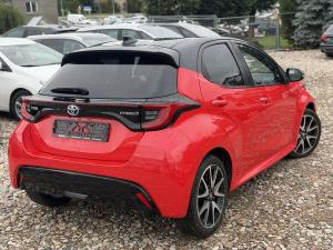 Orange Toyota Yaris 2021 in Utena, with an engine capacity of 1.49 L and mileage of 190 thousand km for 12590 €, photo 3 on AUTOMOTO.COM.LV