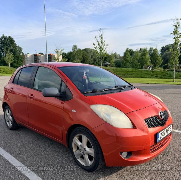 Orange Toyota Yaris 2006 in Voru, with an engine capacity of 1.30 L and mileage of 243 thousand km for 1750 €, photo 2 on AUTOMOTO.COM.LV
