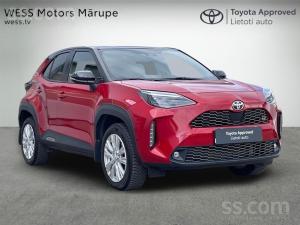 Sarkans Toyota Yaris 2023 Rīga, ar dzinēja tilpumu 1.50 L un nobraukumu 13 tūkst. km par 26990 €, foto 19 vietnē AUTOMOTO.COM.LV