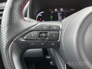 Sarkans Toyota Yaris 2023 Rīga, ar dzinēja tilpumu 1.50 L un nobraukumu 13 tūkst. km par 26990 €, foto 22 vietnē AUTOMOTO.COM.LV